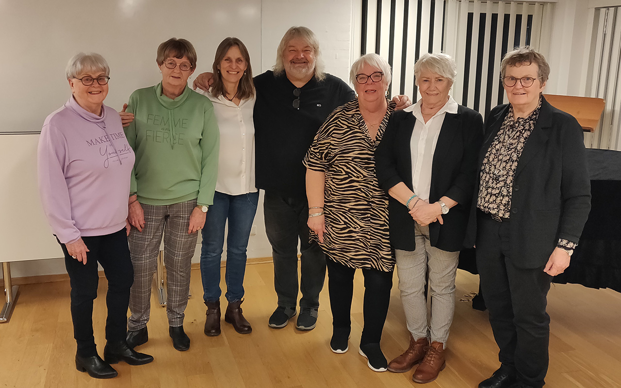 Vojens Pigeklub klar med program for 2024-2025 - Midtlandet.dk